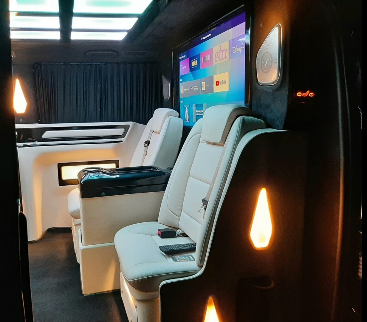 Maybach Luxury Minivan - Paris Black Cars